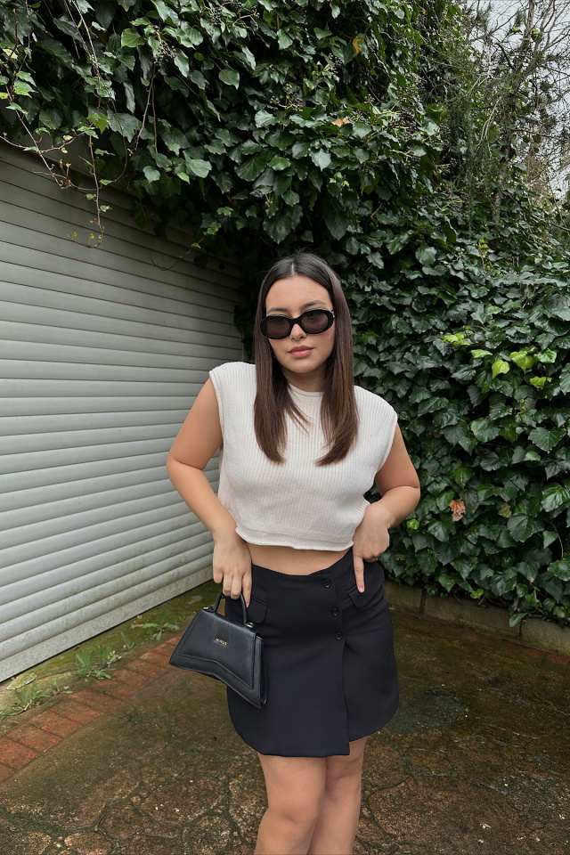 Yeni Sezon Siyah Etek Modelleri ve Fiyatları - EYYO